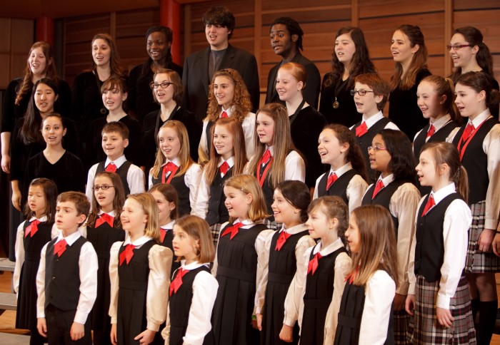 Choral Singing Versus Solo Singing – Calgary Children's Choir